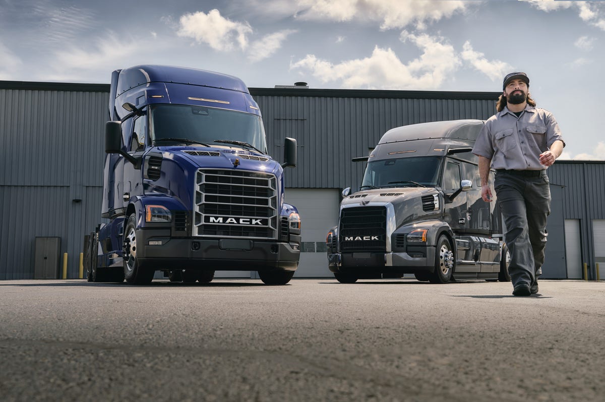 Mack Trucks Introduces Dual Solutions with Pioneer™ and Anthem® Models