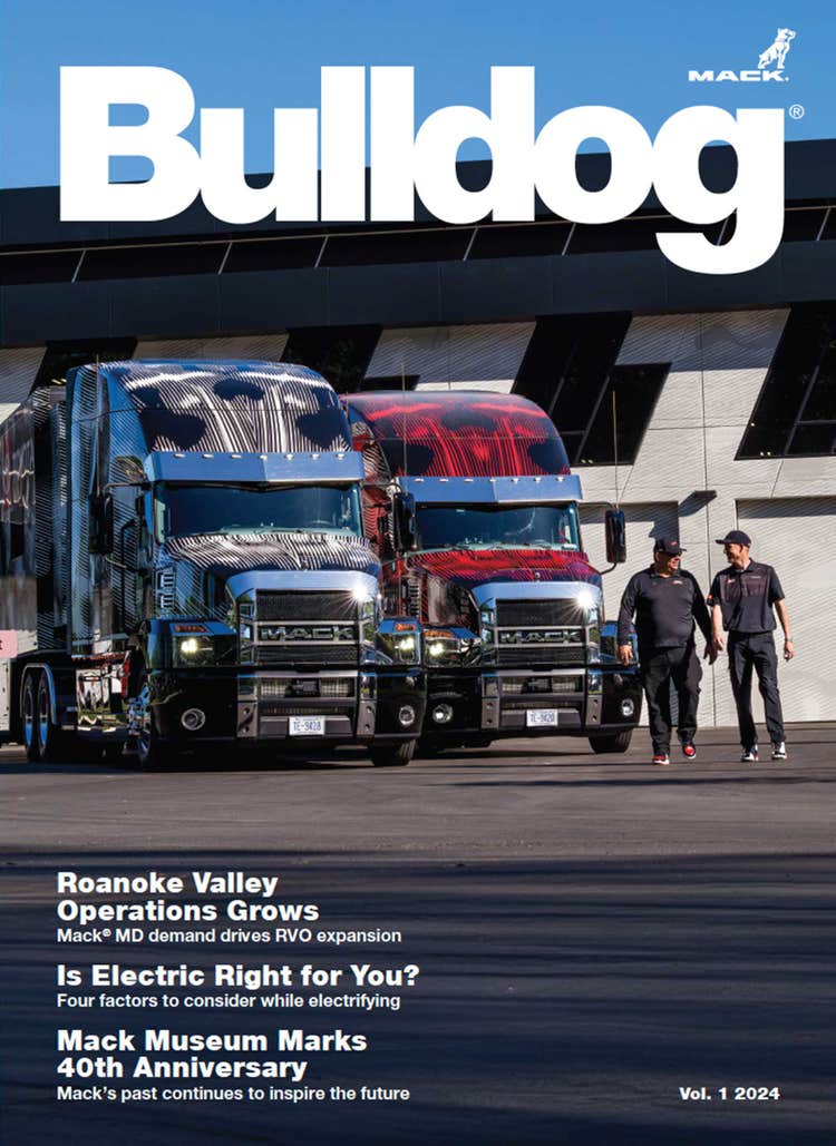 Camions Mack Bulldog World's Largest Mack Truck Is Getting A New Shot