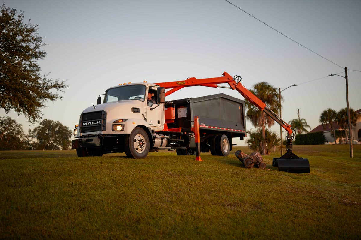 PTT Contact Us | Mack Trucks