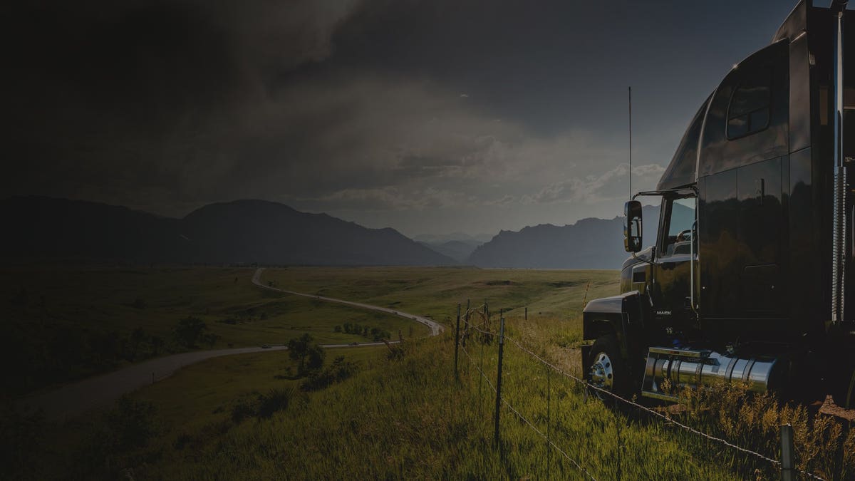 ClearTech System Exhaust Aftertreatment System | Mack trucks