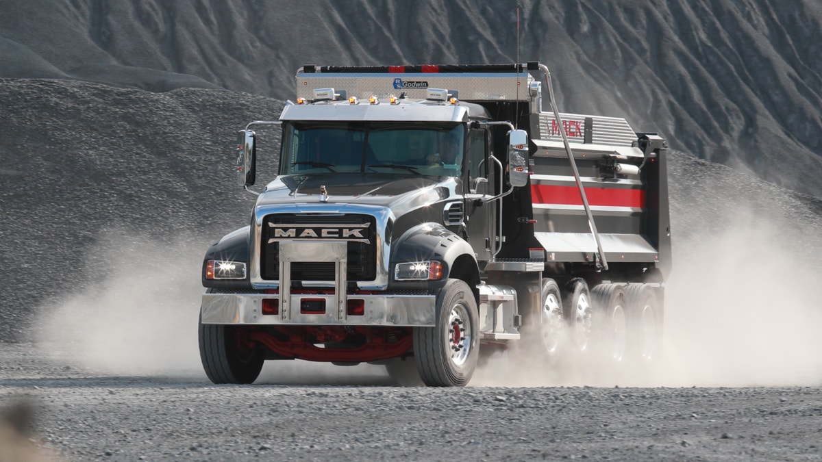 Mack Truck Granite Series