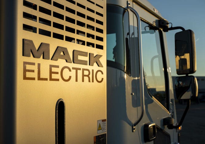 Mack® LR | Mack Trucks
