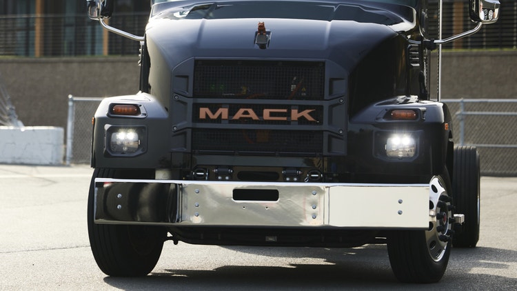 Mack® MD Electric | Mack Trucks