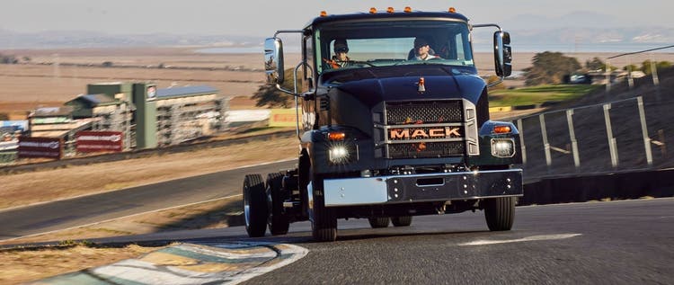 Mack® MD Electric | Mack Trucks